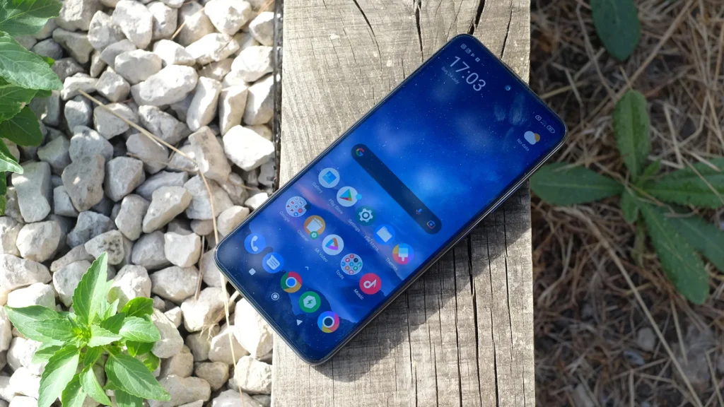 Лучшие смартфоны с IPS экраном — безопасные для глаз дисплеи без ШИМ и ...